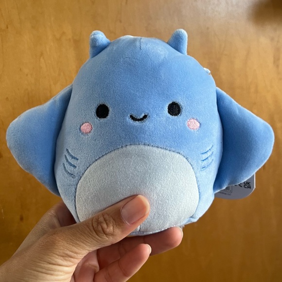 Squishmallows | Toys | Nwt 5 Lux The Sting Ray Squishmallows Ocean Fish ...